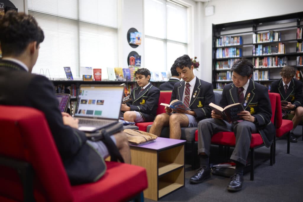 Curriculum & Subjects - Melbourne High School